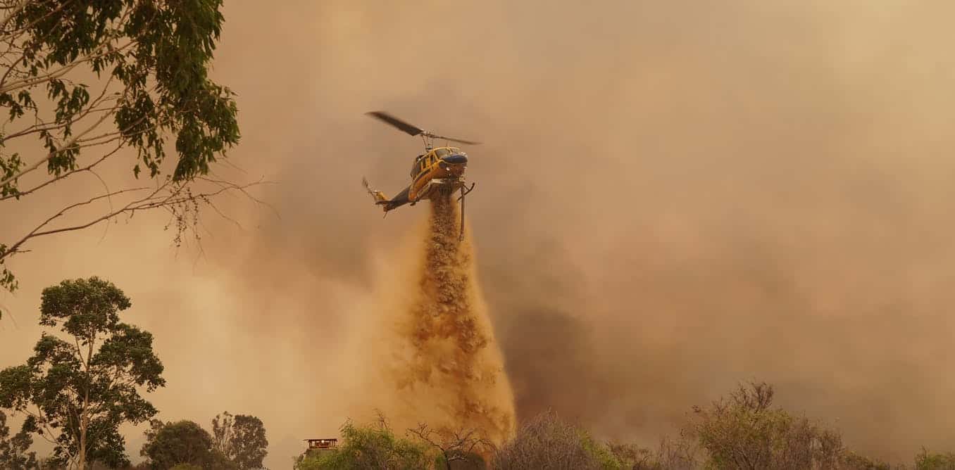 As Perth's suburbs burn, the rest of Australia watches and learns
