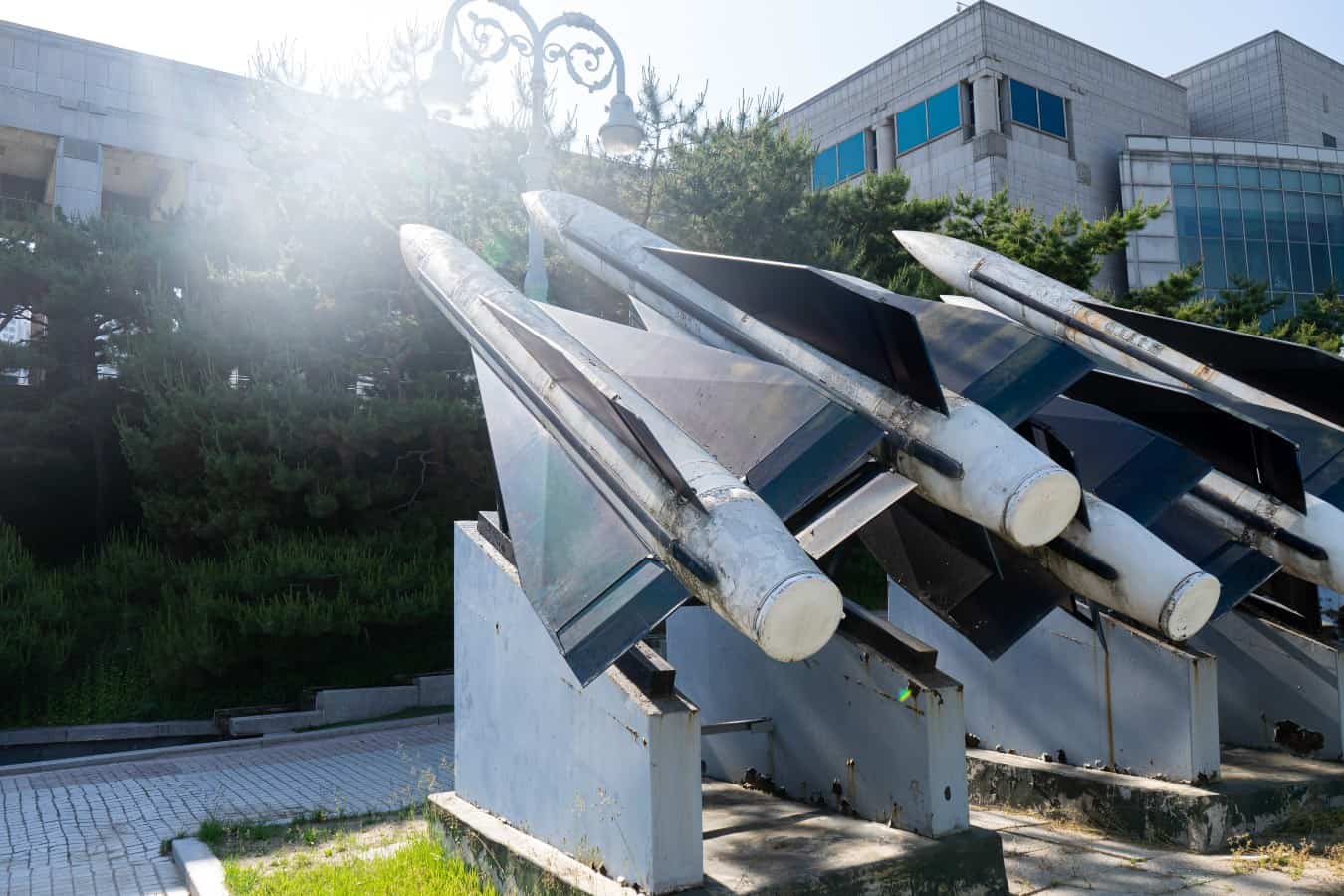 Cyber Cold War? The US and Russia talk tough, but only diplomacy will ...