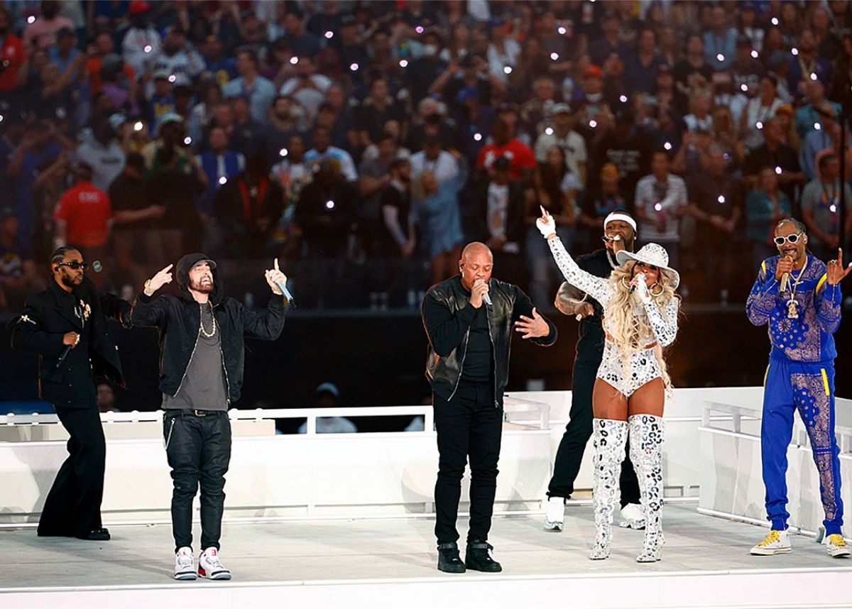 Dr Dre among others proved they’re the GOAT at Superbowl on Sunday